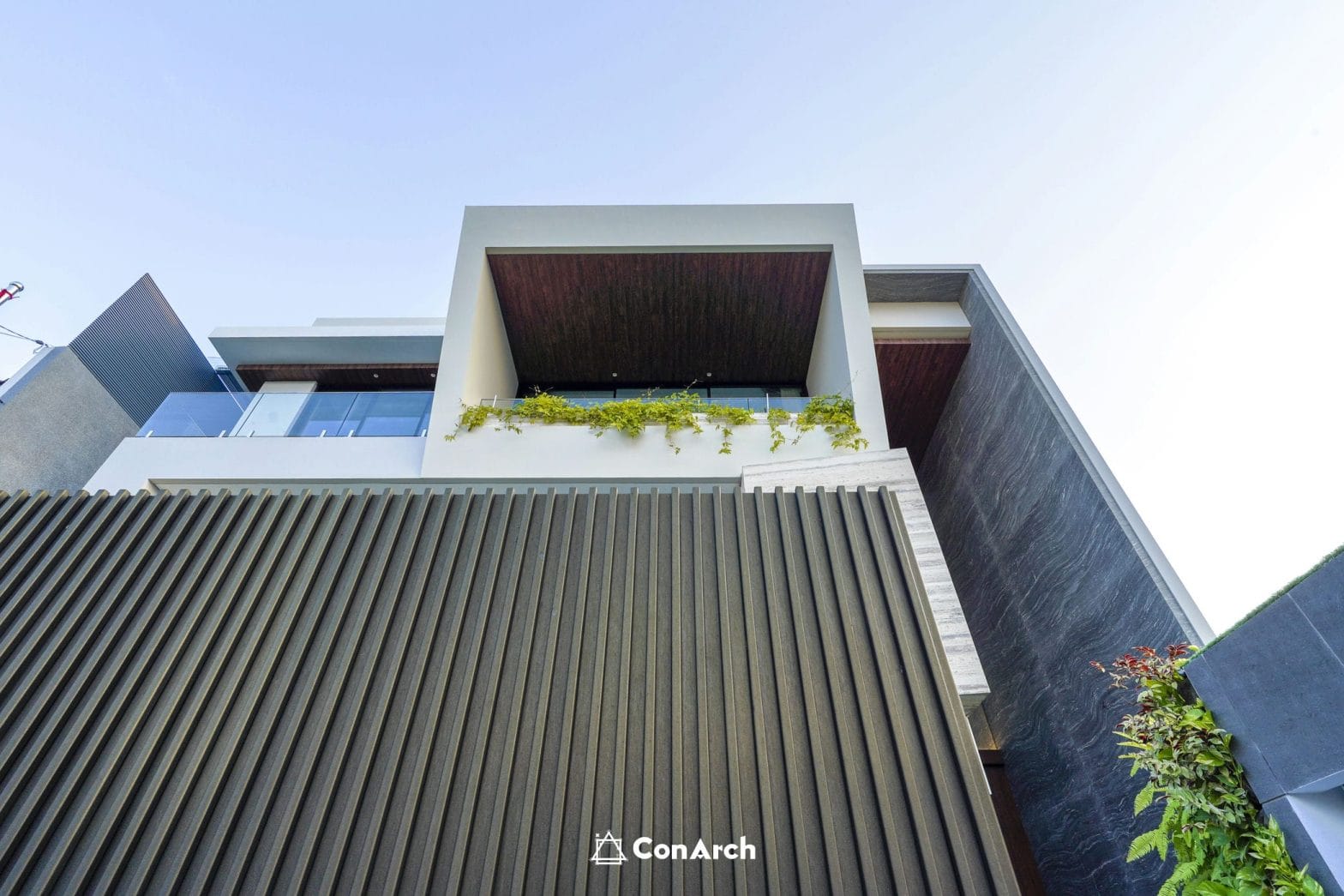R+W House - ConArch Studio
